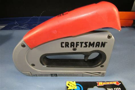 Sears Craftsman Manual Stapler Hand Tool 968514 Staples Upholstery Crafts Nice 3776074588