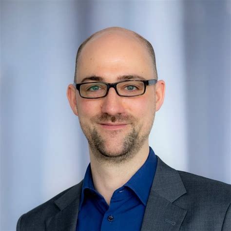 Industriestrompreis Unternehmen Sparen Vier Milliarden Euro Bis 2027 Institut Der Deutschen