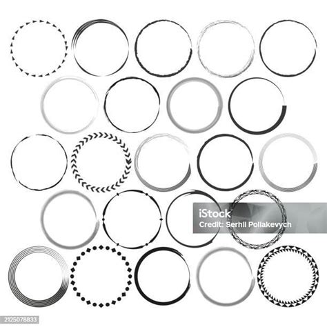 다양한 원형 프레임 세트 손으로 그린 원 테두리 모음입니다 독창적인 라운드 요소 벡터 일러스트 레이 션입니다 주당순이익 10 개성 개념에 대한 스톡 벡터 아트 및 기타