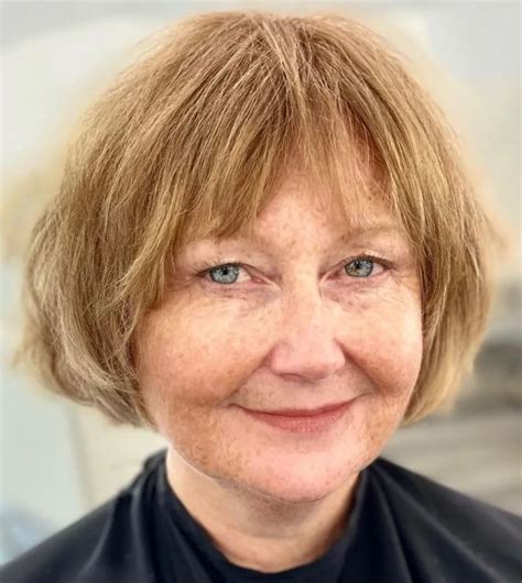 30 Ideas To Embrace Layered Bob Haircuts For Women Over 50 Short