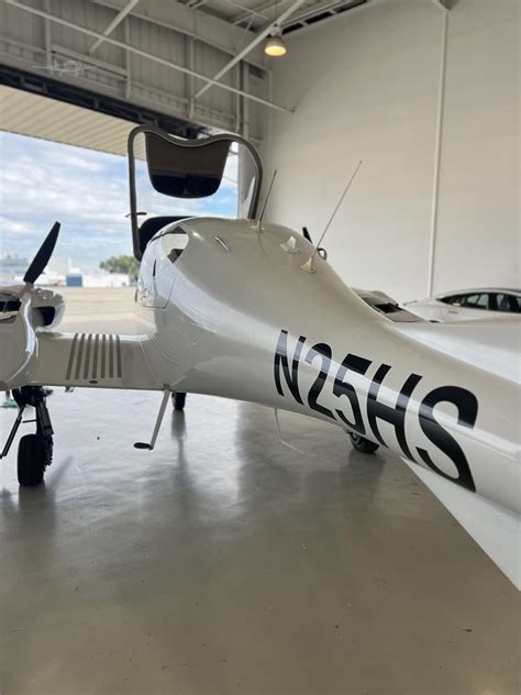 N25hs Diamond Da42 Twin Star Aero City Group Inc Sn 42114