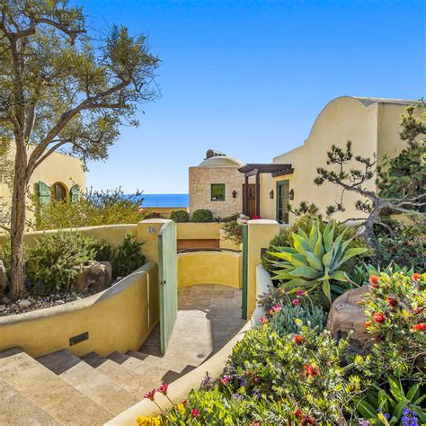 A 40 Million Laguna Beach Mansion Has Ties To American Sitcom Royalty