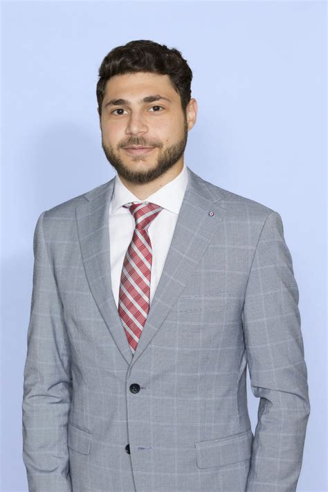 Mohamad Ahmad Pretium