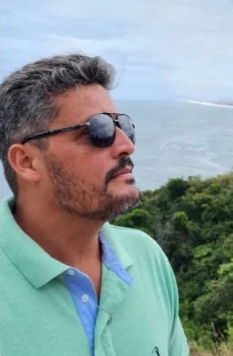 Violência Sem Fim Dono De Bar é Morto à Tiros No Rio