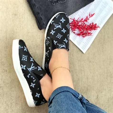 خرید و قیمت کتونی ونس ال وی جنس چرم مصنوعی رنگ آبی و قهوه ای از غرفه