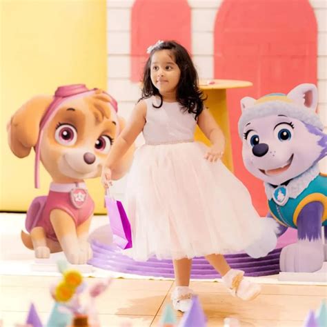 කවුරුත් ආදරය කරන චූටි ආරාධනා දෝණිගේ උපන්දින සාදය දවසේ ගත්ත ඒ ලස්සන ඡායාරූප පෙළ මෙන්න Photos