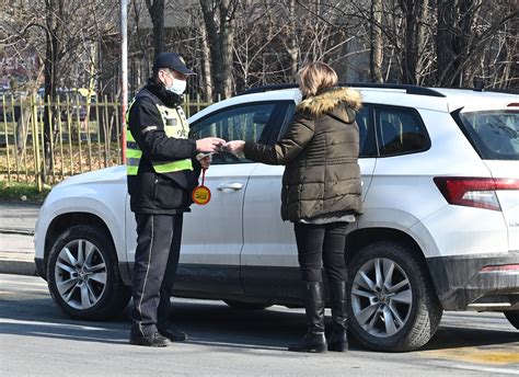 183 сообраќајни прекршоци во Скопје Ohridsky
