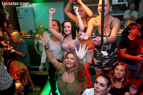 Zuzana Model Profile Indexxx Com