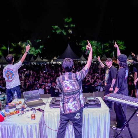 Stream Mukashi Festival Vol Mixtape By Luthfi Halimawan Listen Online For Free On SoundCloud