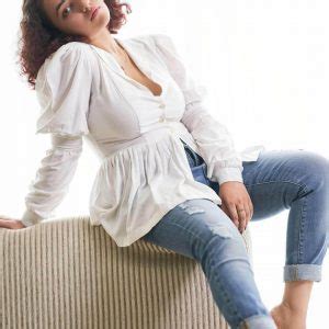 Nithya Menen Adorable Looks And Outfits K4 Fashion