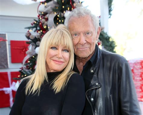 Fans React After Suzanne Somers Widower Alan Hamel Confirms Hes