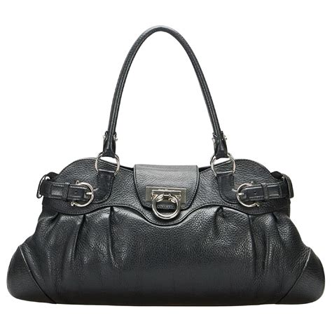 Salvatore Ferragamo Gancini Black Leather Ref908433 Joli Closet