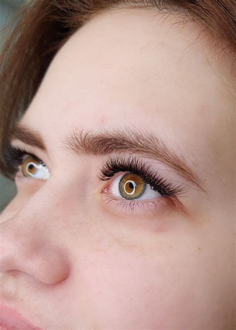 Идеальные ресницы наращивание с профессиональным шиком En 2024