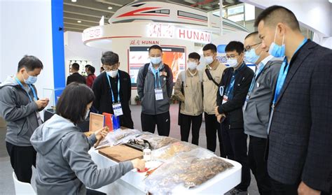 四川省人力资源服务行业协会 行业信息 首届全国职业技能大赛开赛 97名“天府工匠”出征