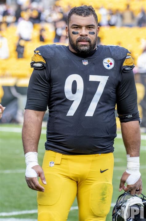Photo Steelers Cameron Heyward Following Win Against Tampa Bay