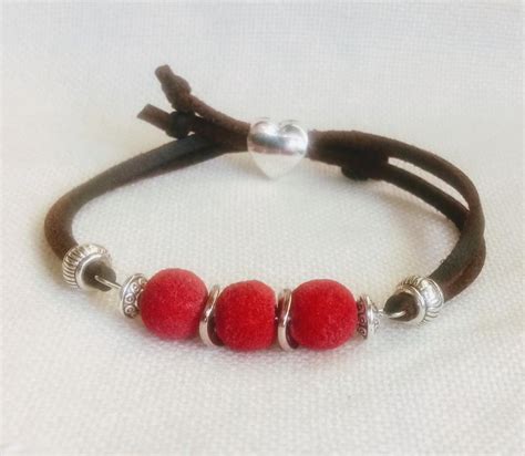 Pin By Evelyn Halquist On Bracelets For Maila Beaded Bracelets