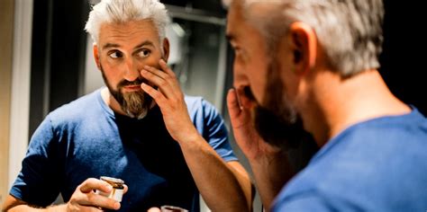 How To Deal With A Narcissist — 8 Smart And Simple Steps Yourtango