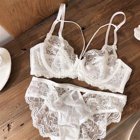 French Ultra Thin Sexy Push Up Lace Trim Perspective Big Breasts Look
