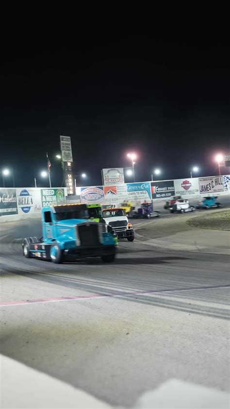 North American Big Rig Racing 🚛heavy Metal Motorsports🚛 Ron Singer And Gino Howe Showin Off At