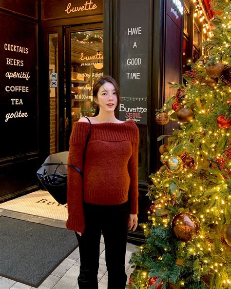 로리뮤즈 막달까지 사진찍을줄 몰랐지 🥸 만삭임산부 36주 Instagram