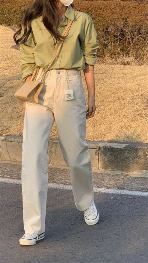 HOT 스압 같은 바지 돌려 입는 대 이상 여덬들이 참고하기 좋은 가을 코디 모음 Casual college outfits Casual day outfits