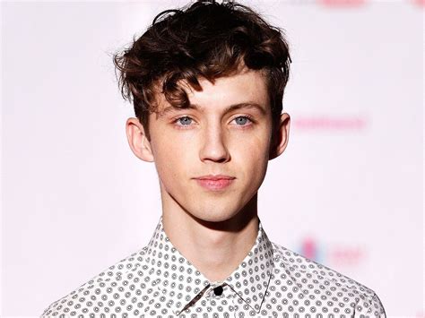Troye Sivan Happy Little Pill Music Video