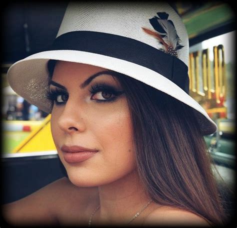 Pin On Cholas And Cholos