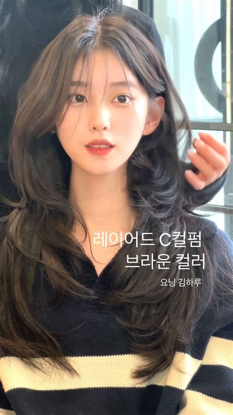 요닝 김하루 실장 Yoning Keemharu 가지고싶은 분위기가있나요 여자들의 니즈는••• 마냥 어려보이는 것 말고 퓨어함 ‘ 너무 화려한 것보다