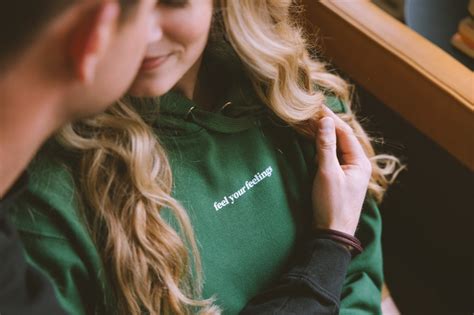 Signs You Have An Avoidant Attachment Style And How To Cope Collective World