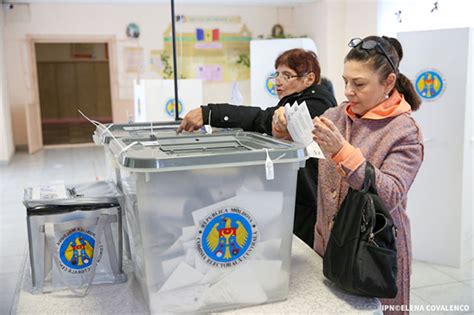 Росія перекинула до Молдови 15 млн доларів для підкупу виборців Збруч