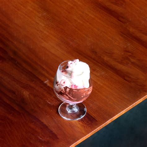 Classic Ice Cream — Handall