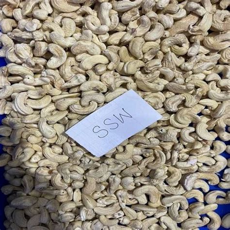 Whole Ssw Cashew Kernel Nuts At ₹ 720kg In Srikakulam Id 2852542199962