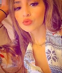 Sofie Reyez Discover Her Stunning Story And Top Content Profilesbus