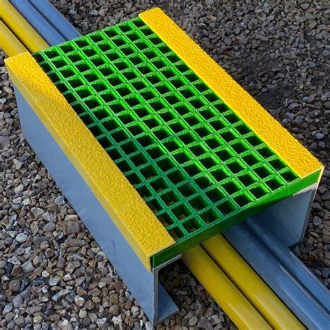 Grp Step Over Platforms Set Height 200mm Grating Direct