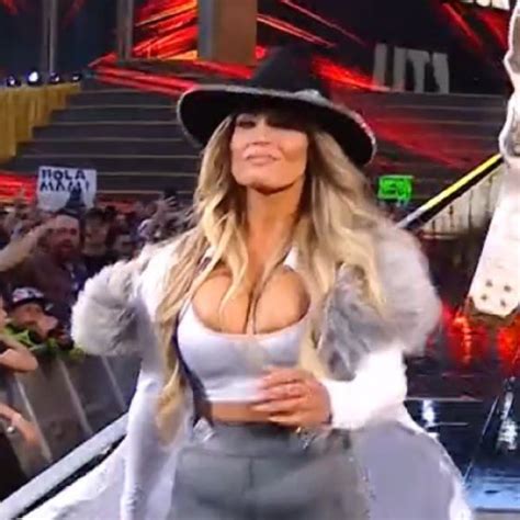 Wwe Icon Trish Stratus Made Fans Jaws Drop With Very Busty