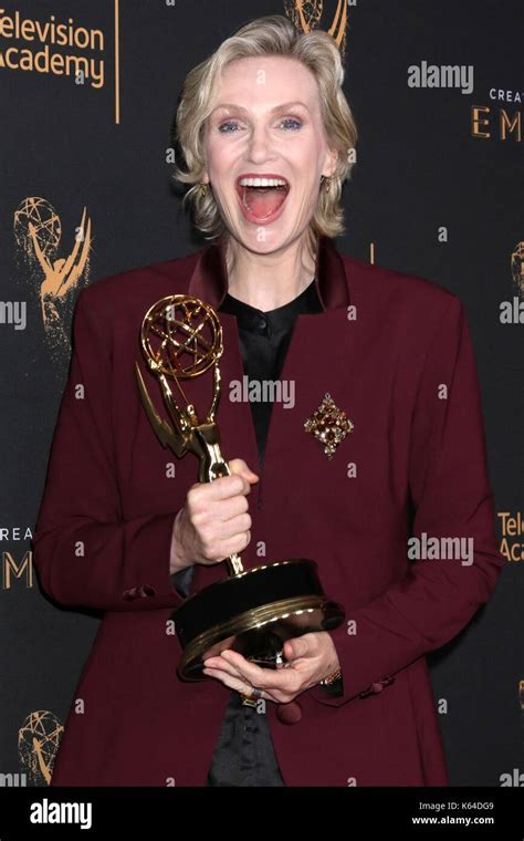 Los Angeles Ca Usa 10th Sep 2017 Jane Lynch In The Press Room For Primetime Emmy Awards