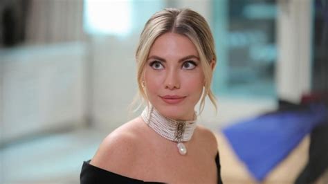 Eda Ece güzelliğiyle büyüledi Norm Haber