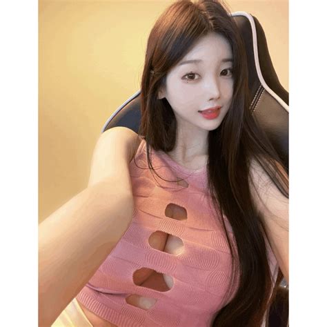 [쏘핫섹시] 미들트임 크롭나시 에이블리