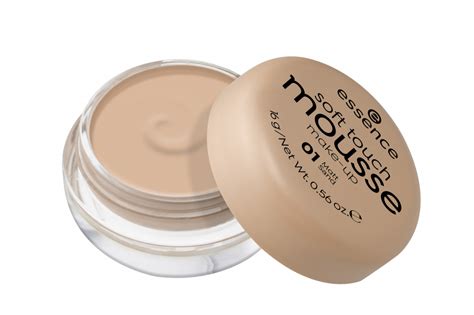 Essence Pěnový Make Up Soft Touch 01 Matt Sand Pinkpanda Cz