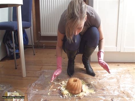 Boot Food Crushing Porn Pictures Xxx Photos Sex Images 4037919 Pictoa