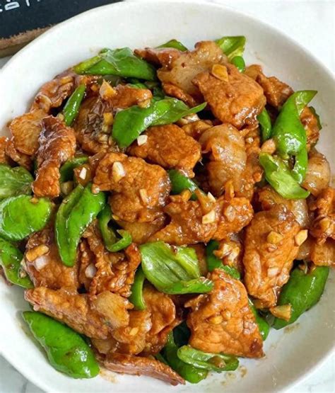 炒瘦肉千万不要直接下锅炒，难怪嚼不动，教你小技巧，鲜香又滑嫩