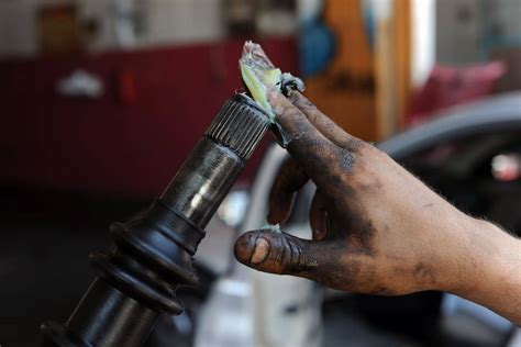Drive Axle What You Need To Know Cars Com