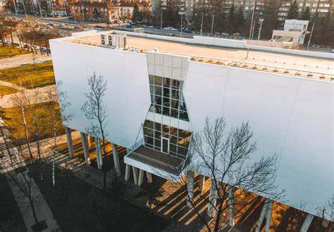 Технопанел представя сандвич панели с отлична топлинна изолация и висока енергийна ефективност