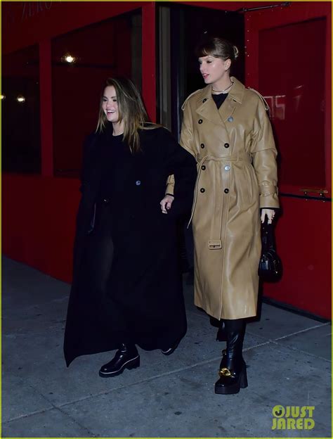 Selena Gomez Joins Bff Taylor Swift For Early Birthday Dinner In Nyc