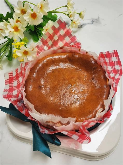 바스크 크림치즈케이크 만들기 ~ 밀가루를 넣지 않은 홈베이킹 집에서 케이크 만드는법 크림치즈요리 크림치즈케이크 레시피 정성이 들어간 연말선물로 추천 네이버 블로그