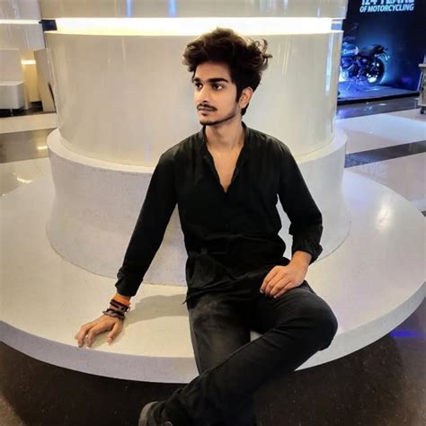 Dev Chaudhary (@dev_chaudhary_037) • Threads, Say more