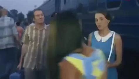 Девушка средних лет 2015 Полная Версия Русские Мелод смотреть видео онлайн в Моем Мире