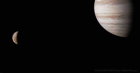 La Nasa Descubre El Volcán Más Potente De Io La Luna Volcánicamente