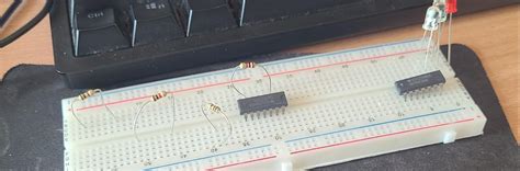 Solved With This Picture I Need A Picture Of Making Circuit Chegg Com