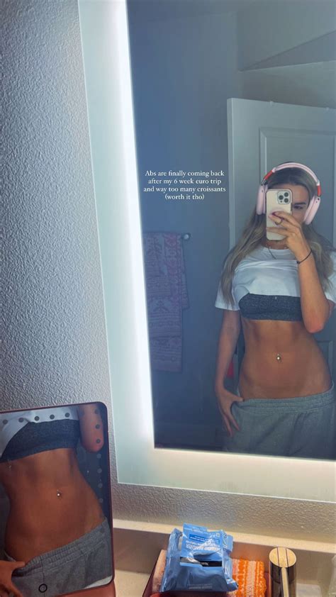 Kayla Simmons Risks All As Worlds Sexiest Volleyball Star Pulls Down